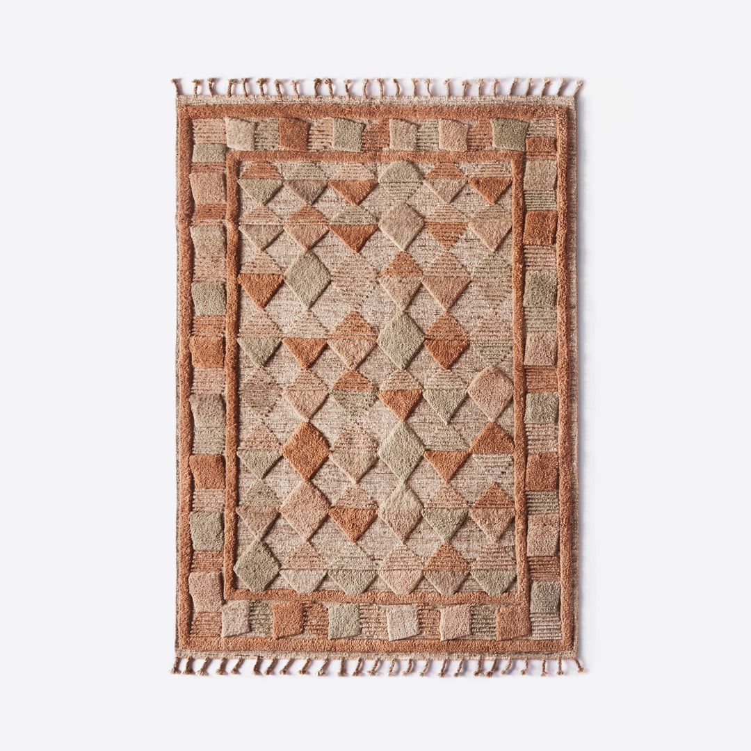 Collection of furniture, rugs and objects | Dusty Deco